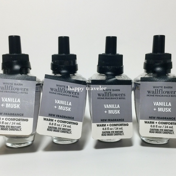 Bath & Body Works | Accents | Vanilla Musk Wallflowers | Poshmark